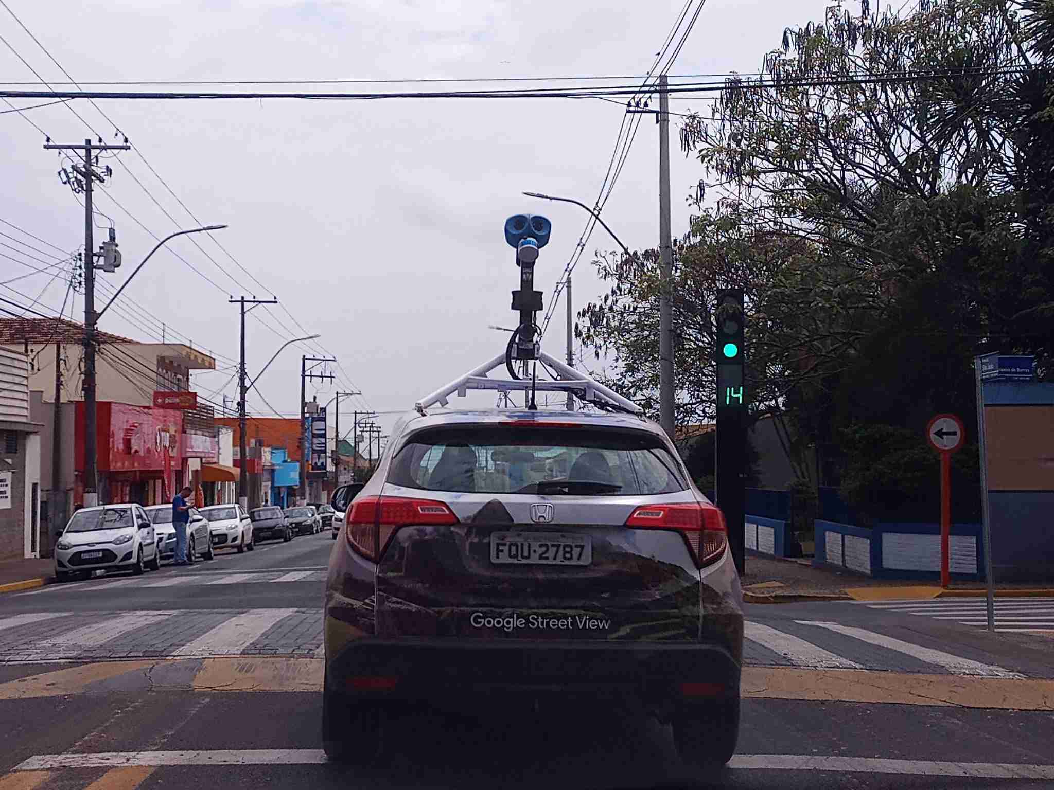 Carro do Google Street View mapeia as ruas de Ibaté para atualização ...